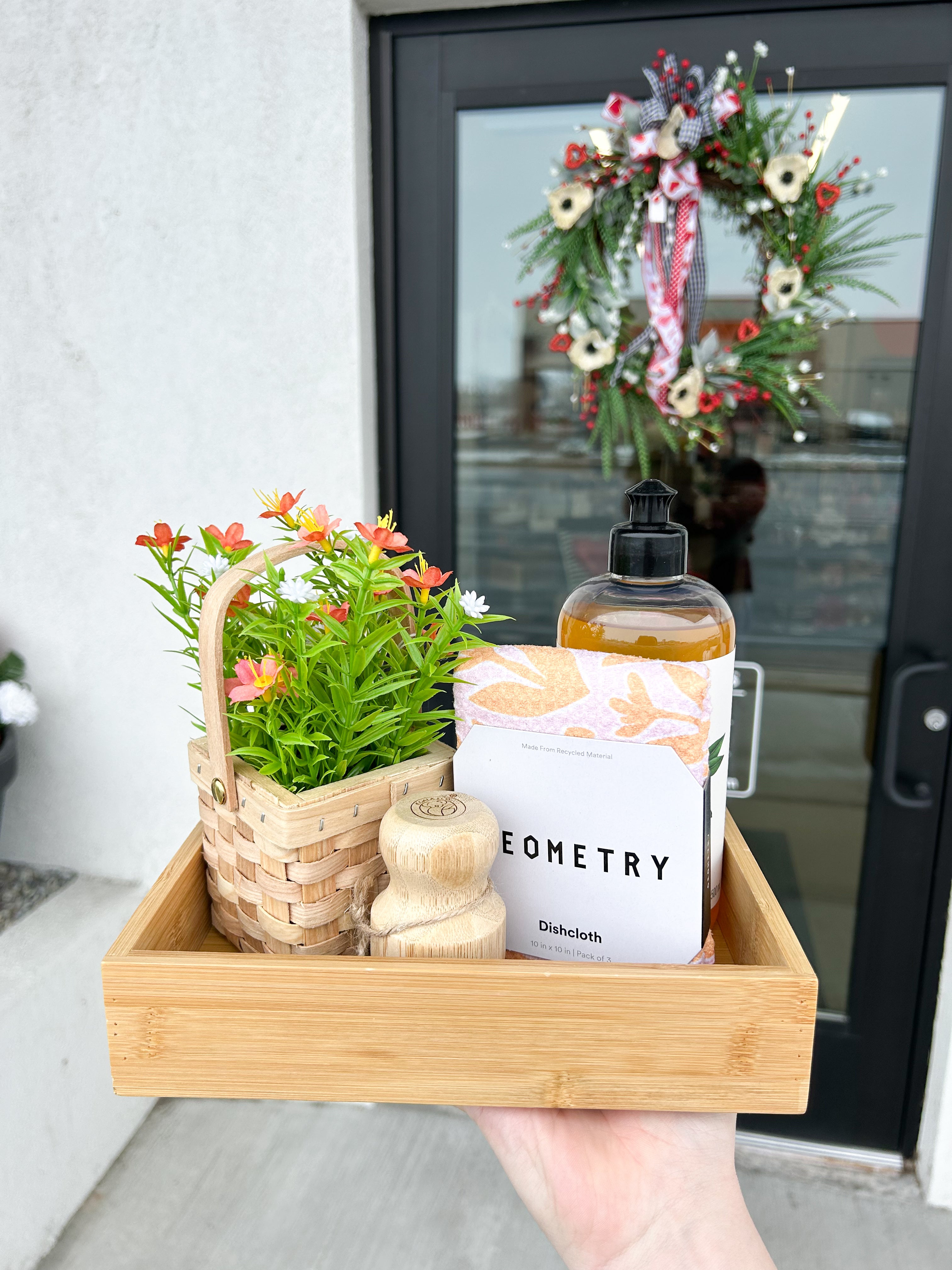 Small Bundle Box – Bear River Floral & Gifts